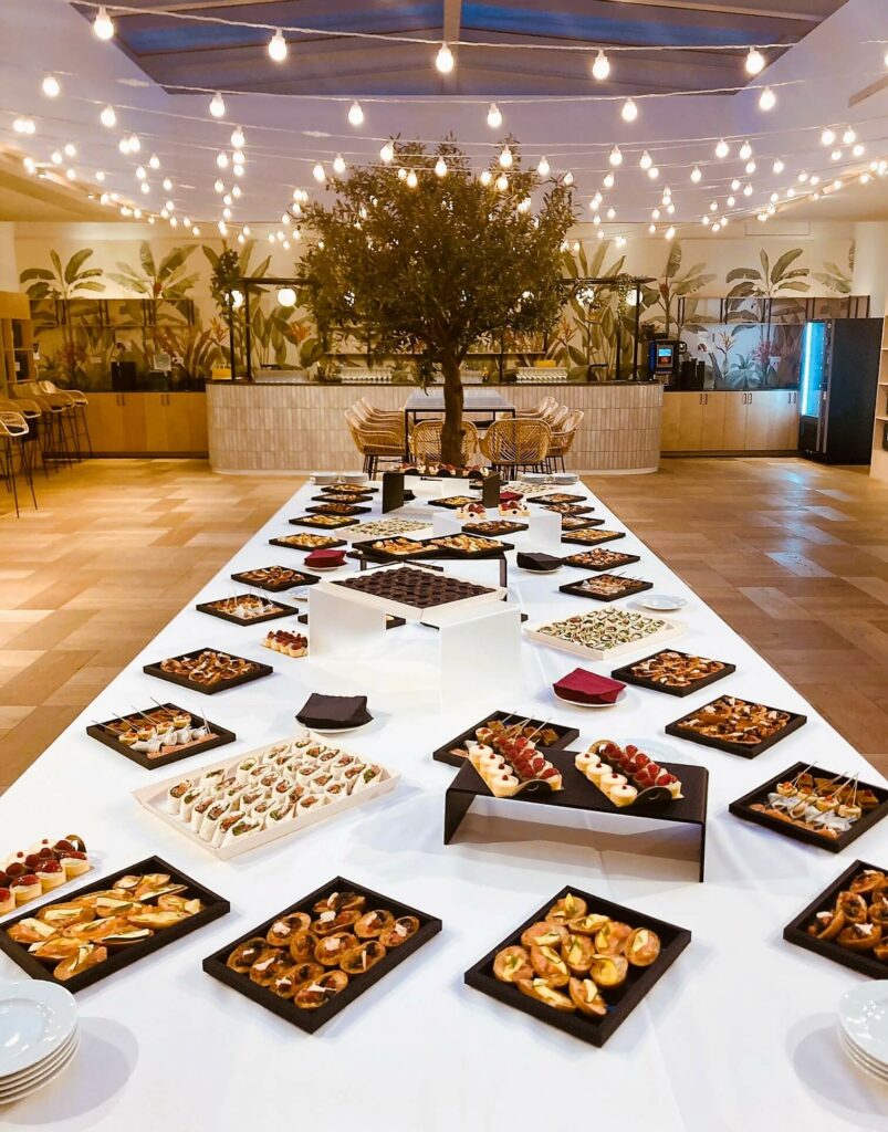 Formule Buffet cocktail - Cuizines Traiteur pour entreprises - Haut de ...